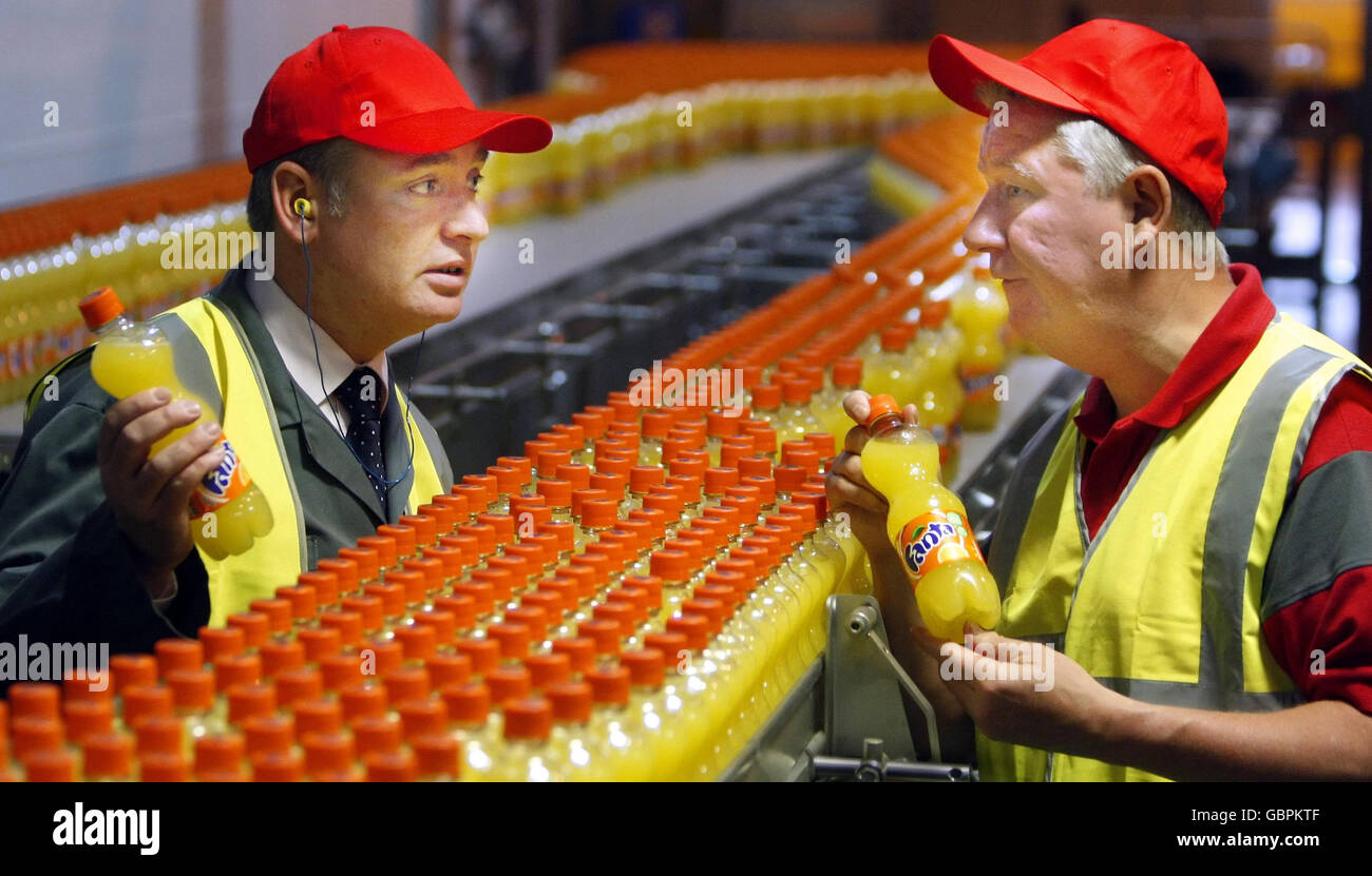 Coca cola production hi-res stock photography and images - Alamy