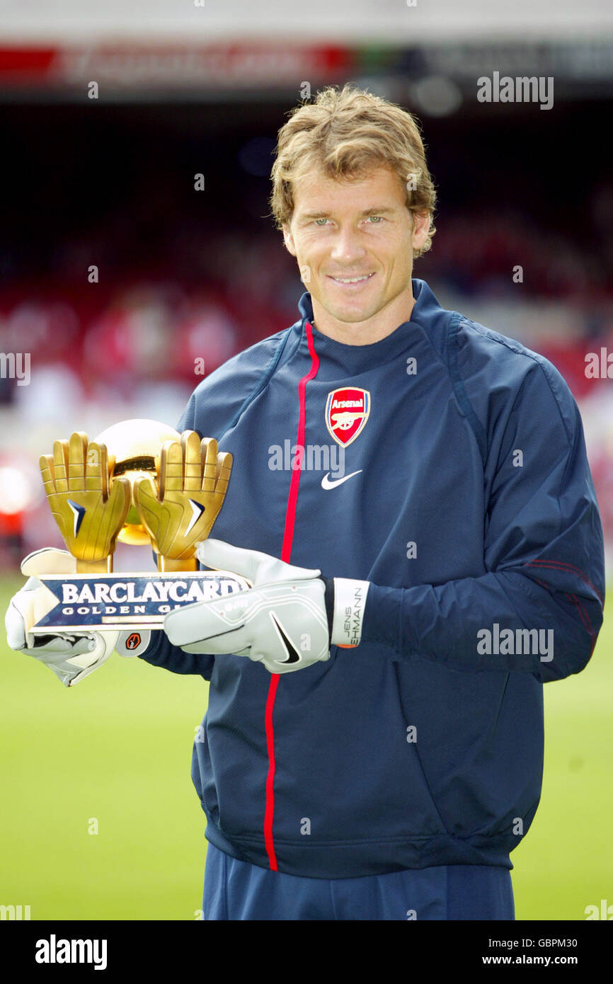 Jens lehmann trophy hi-res stock photography and images - Alamy