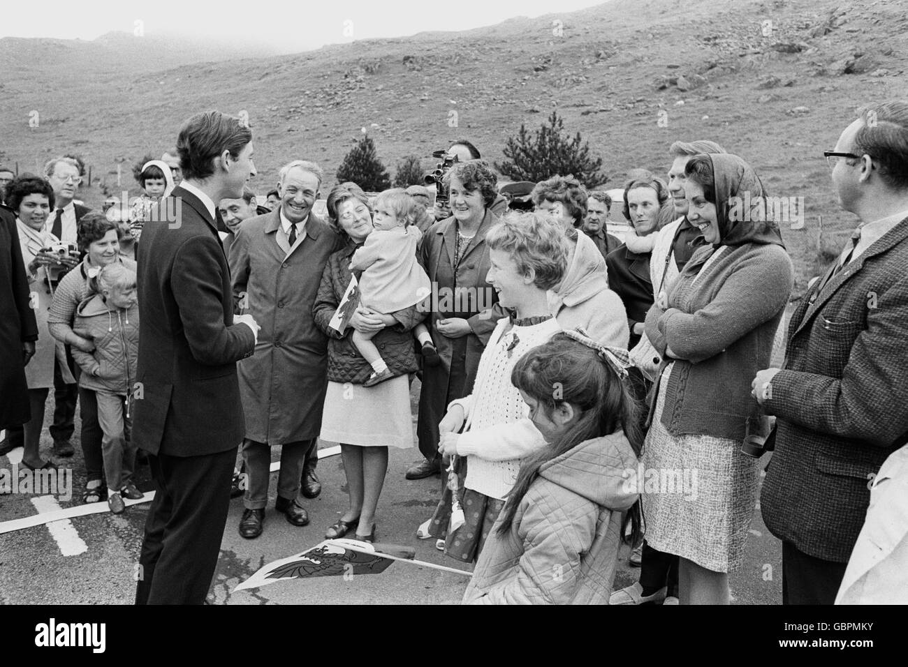 Prince charles investiture prince wales Black and White Stock Photos ...