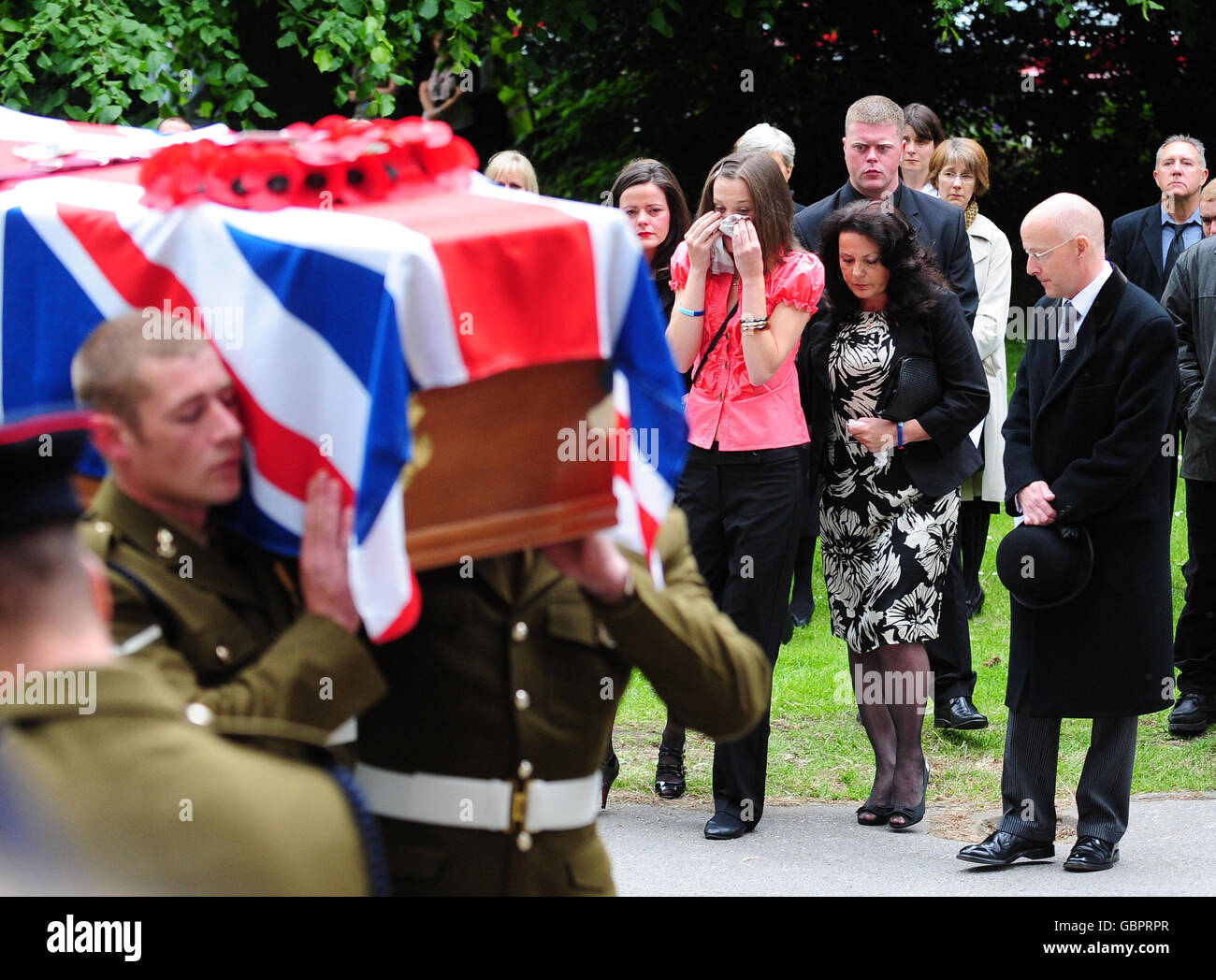 Military war conflict coffin victim soldier union jack flag hi-res ...