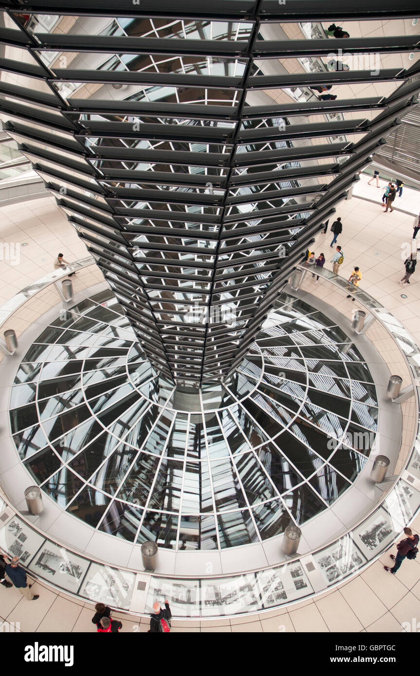 Inside Norman Foster's Bundestag (Parliament building) Dome, Berlin ...