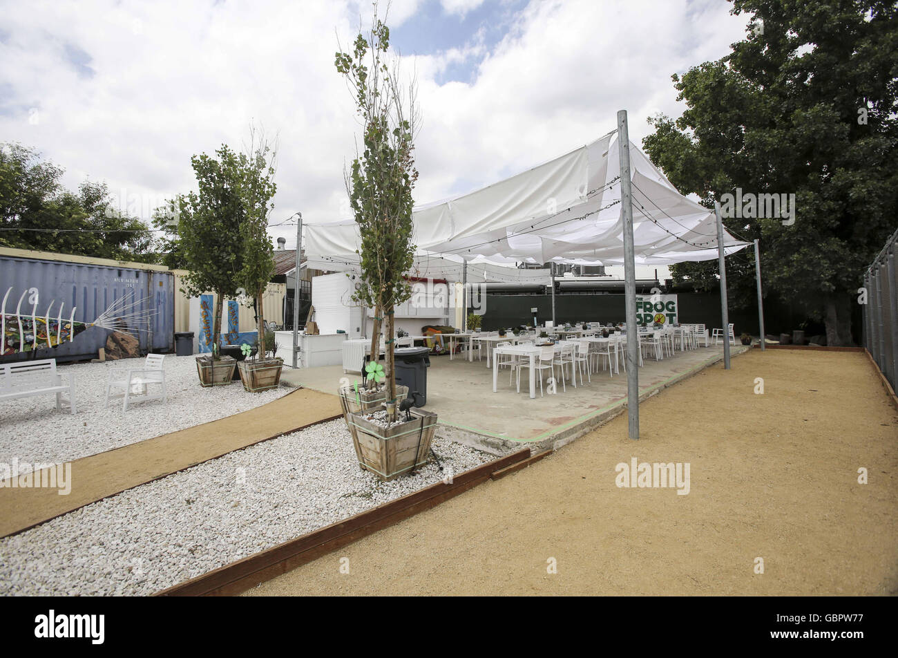 Los angeles river frogtown hi-res stock photography and images - Alamy