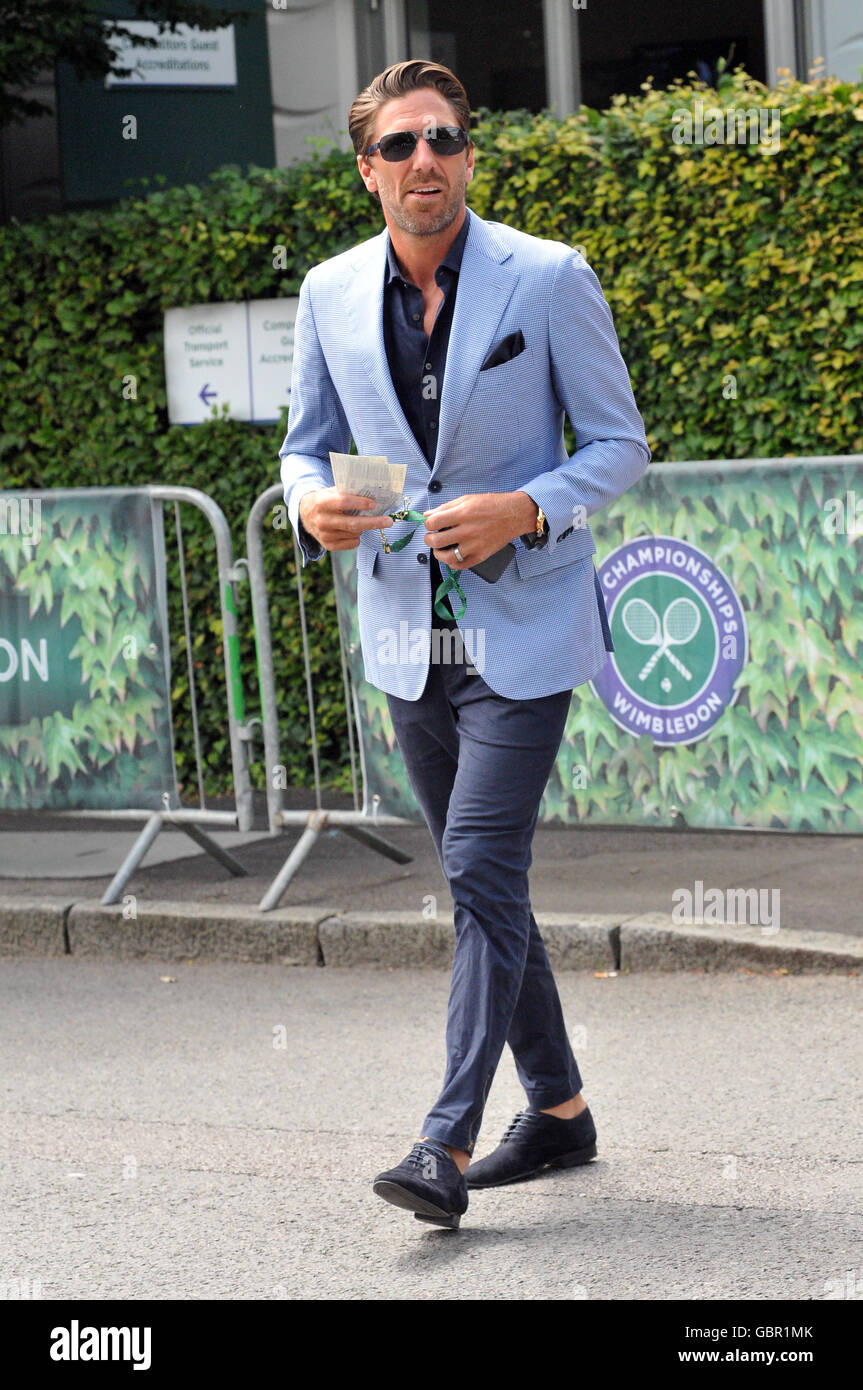 Chris stack hi-res stock photography and images - Alamy