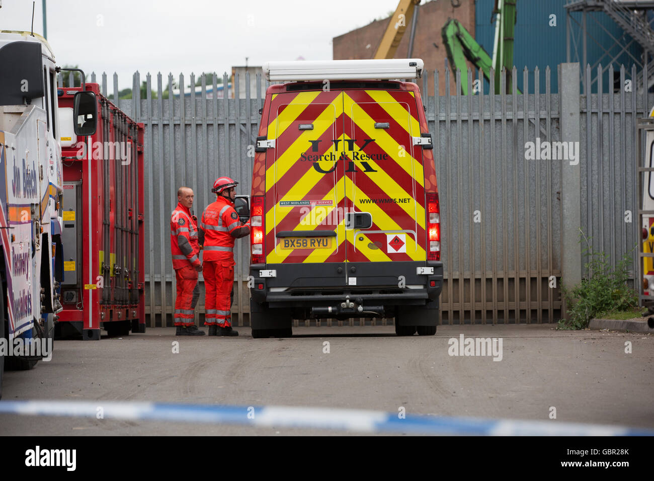 Uk international search and rescue hi-res stock photography and images ...
