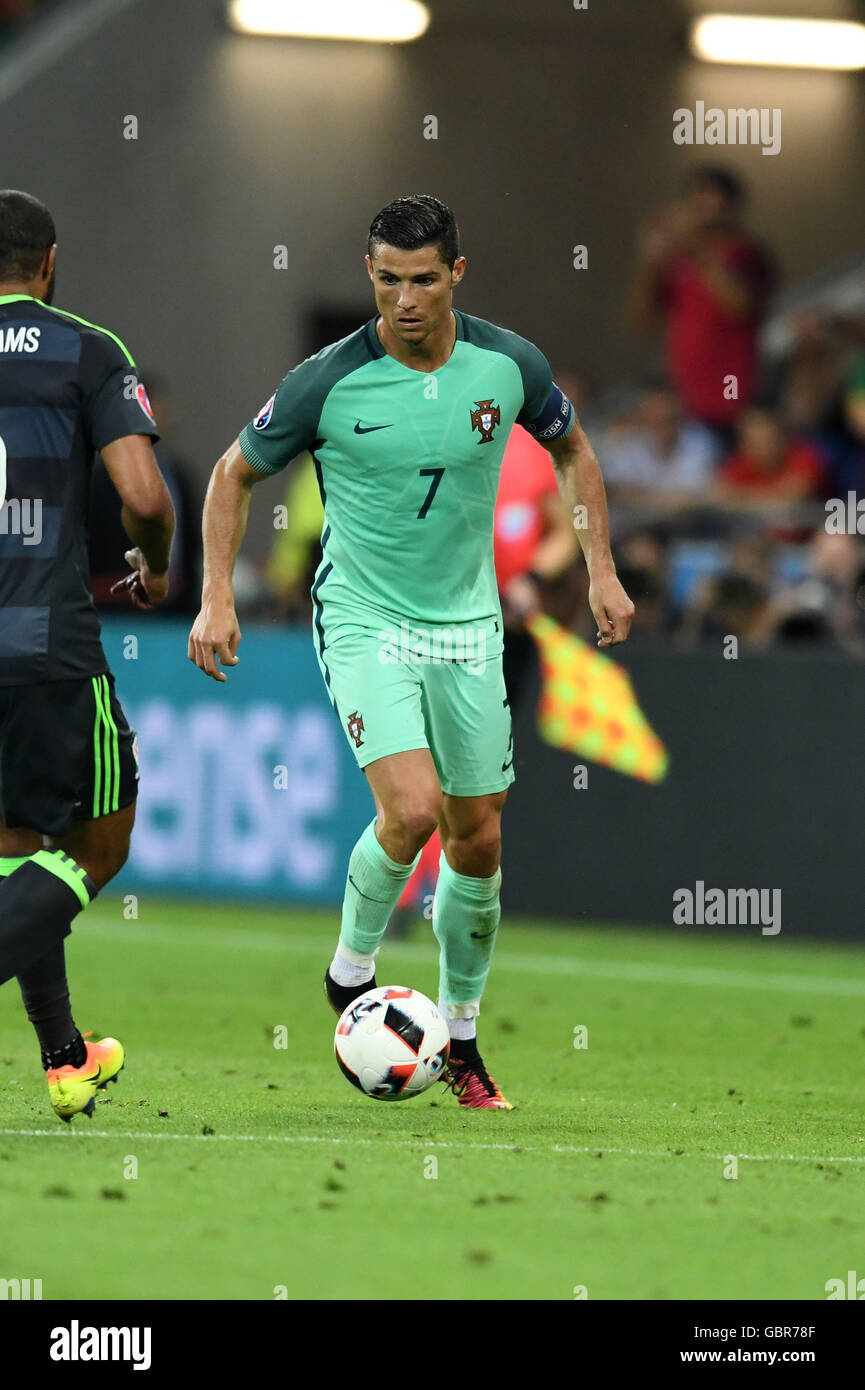 Uefa euro 2016 ronaldo hi-res stock photography and images - Alamy