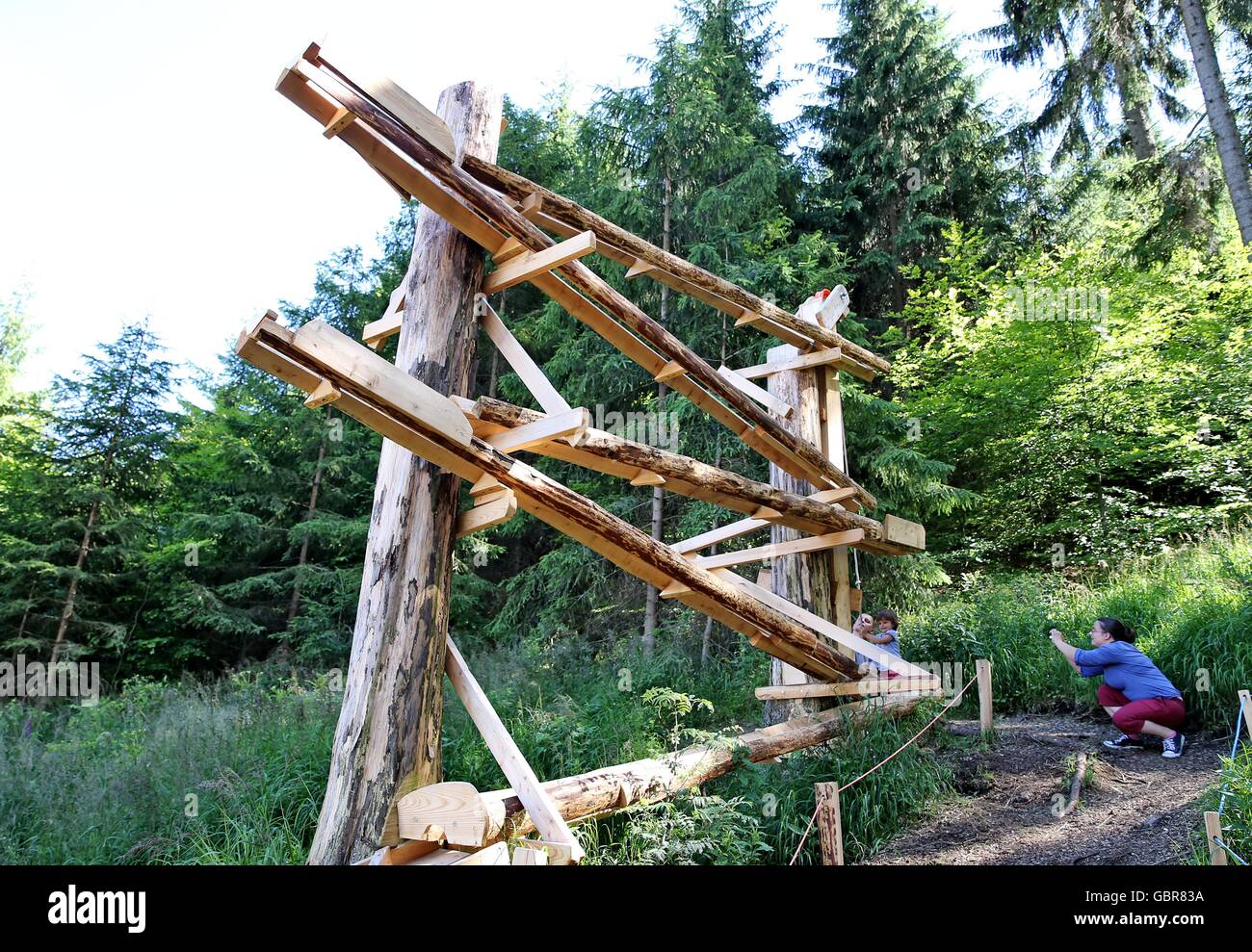 The Clemens family from Thuringia playing with the marble run in ...