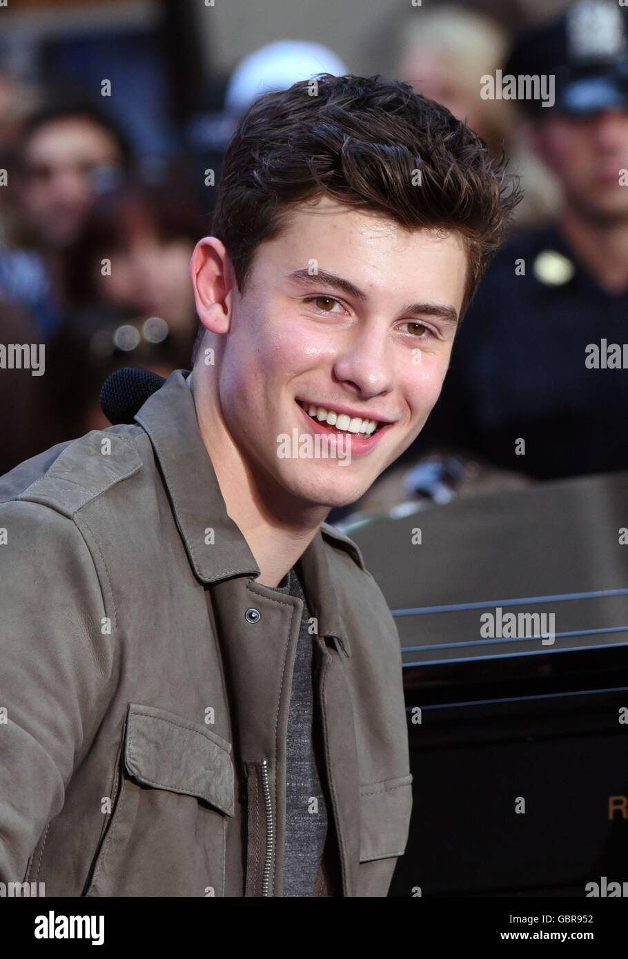 New York, NY, USA. 8th July, 2016. Shawn Mendes on stage for NBC Today ...