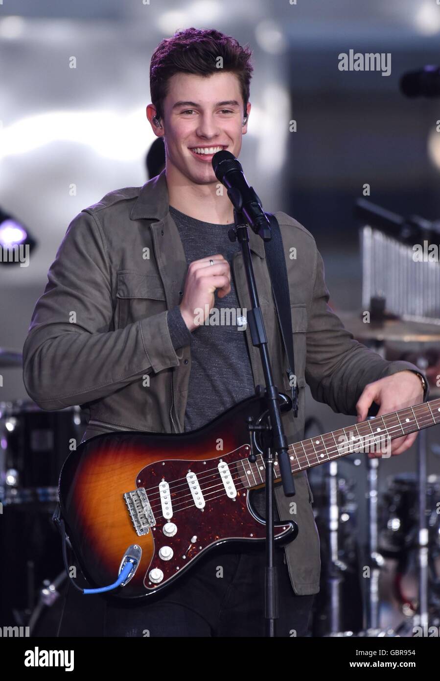 New York, NY, USA. 8th July, 2016. Shawn Mendes on stage for NBC Today ...