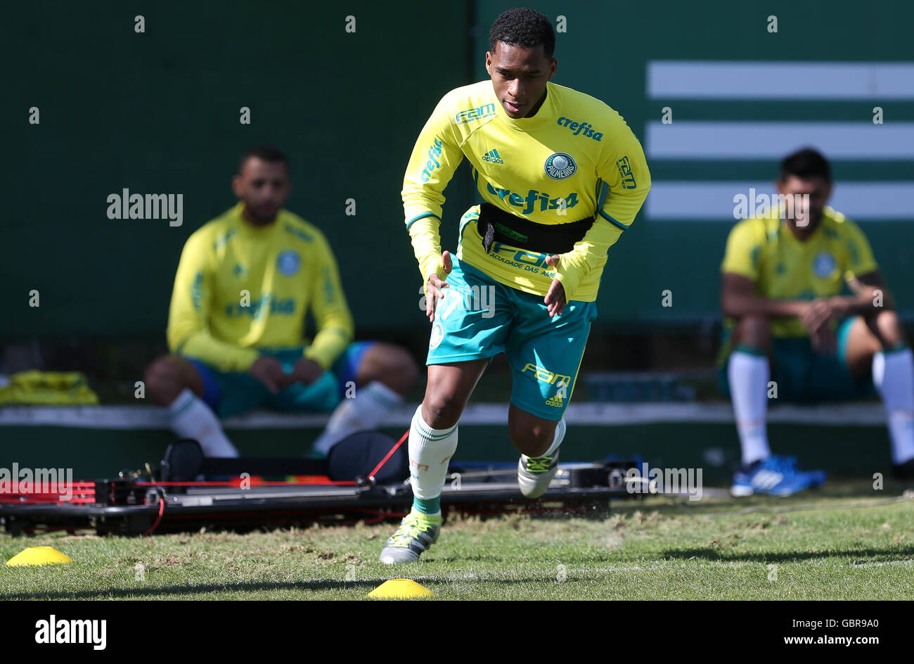 The player Matheus Sales of SE Palmeiras, during training, the Football ...