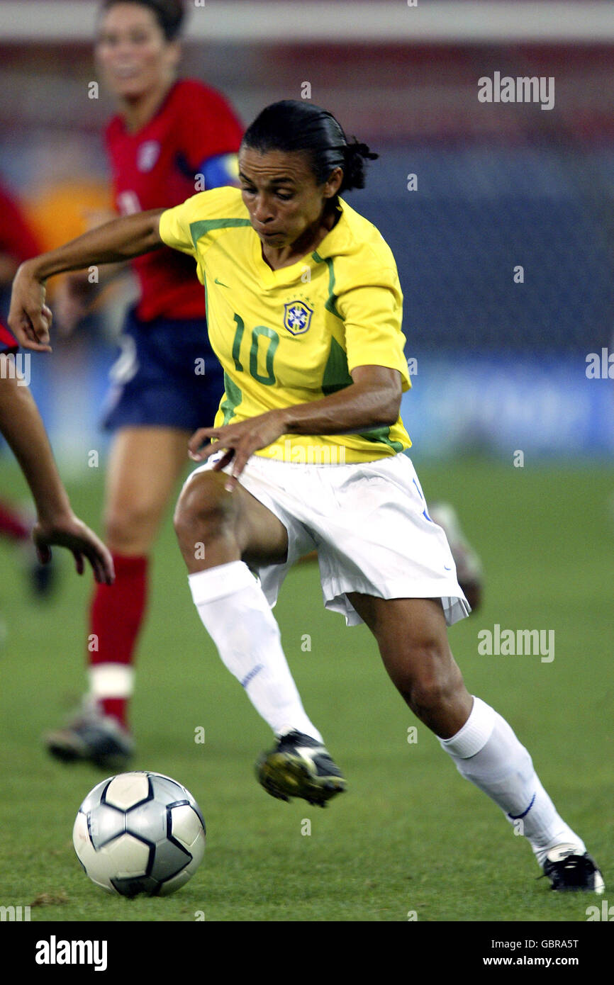 Soccer athens olympic games 2004 womens final usa v brazil hi-res stock ...