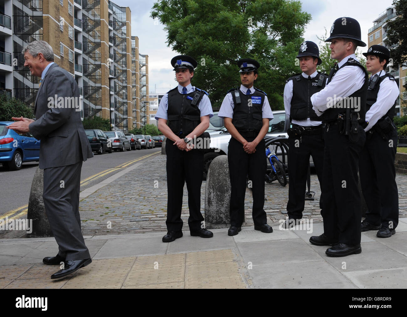British police officers in uniform hi-res stock photography and images ...