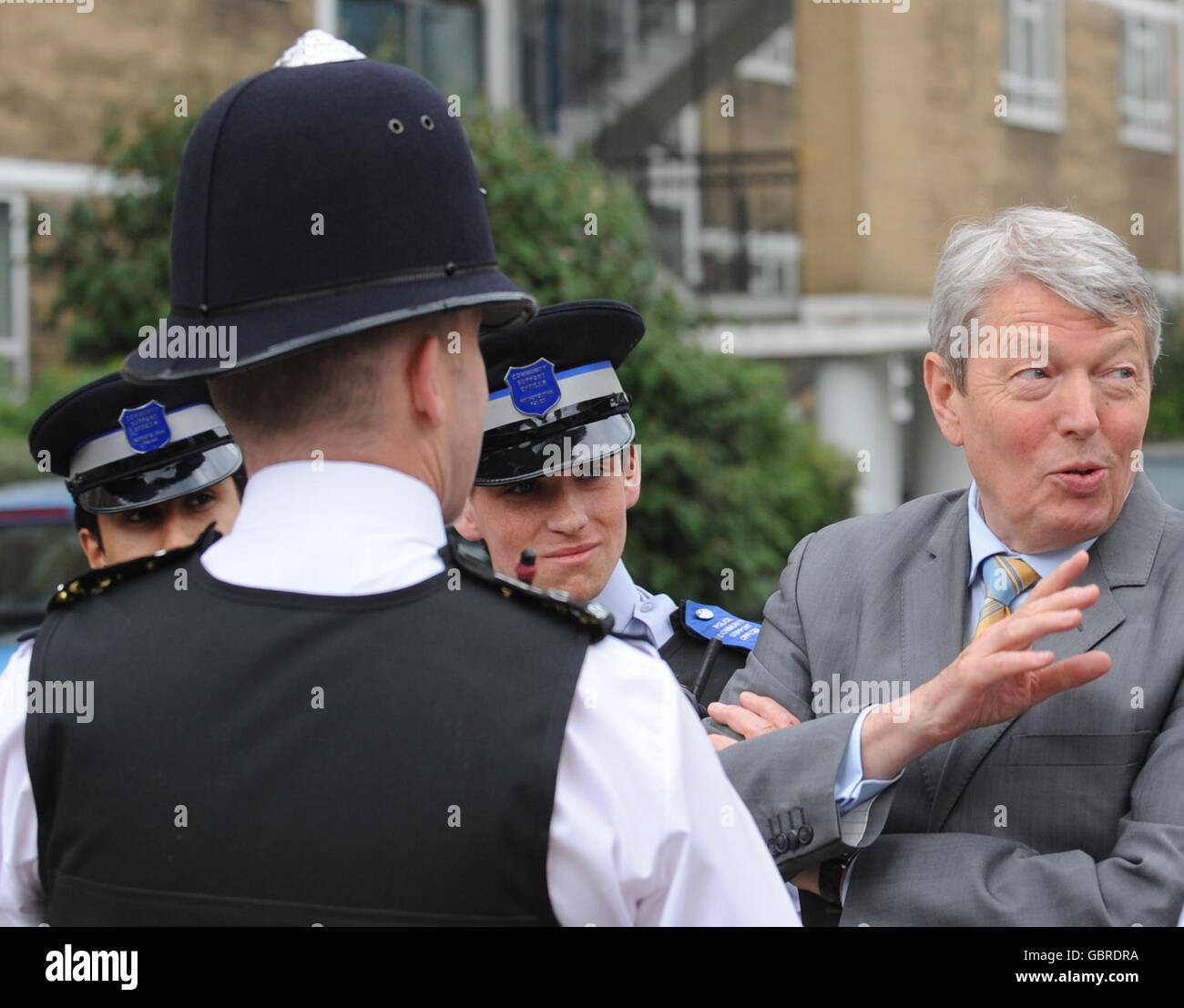 British police officers in uniform hi-res stock photography and images ...