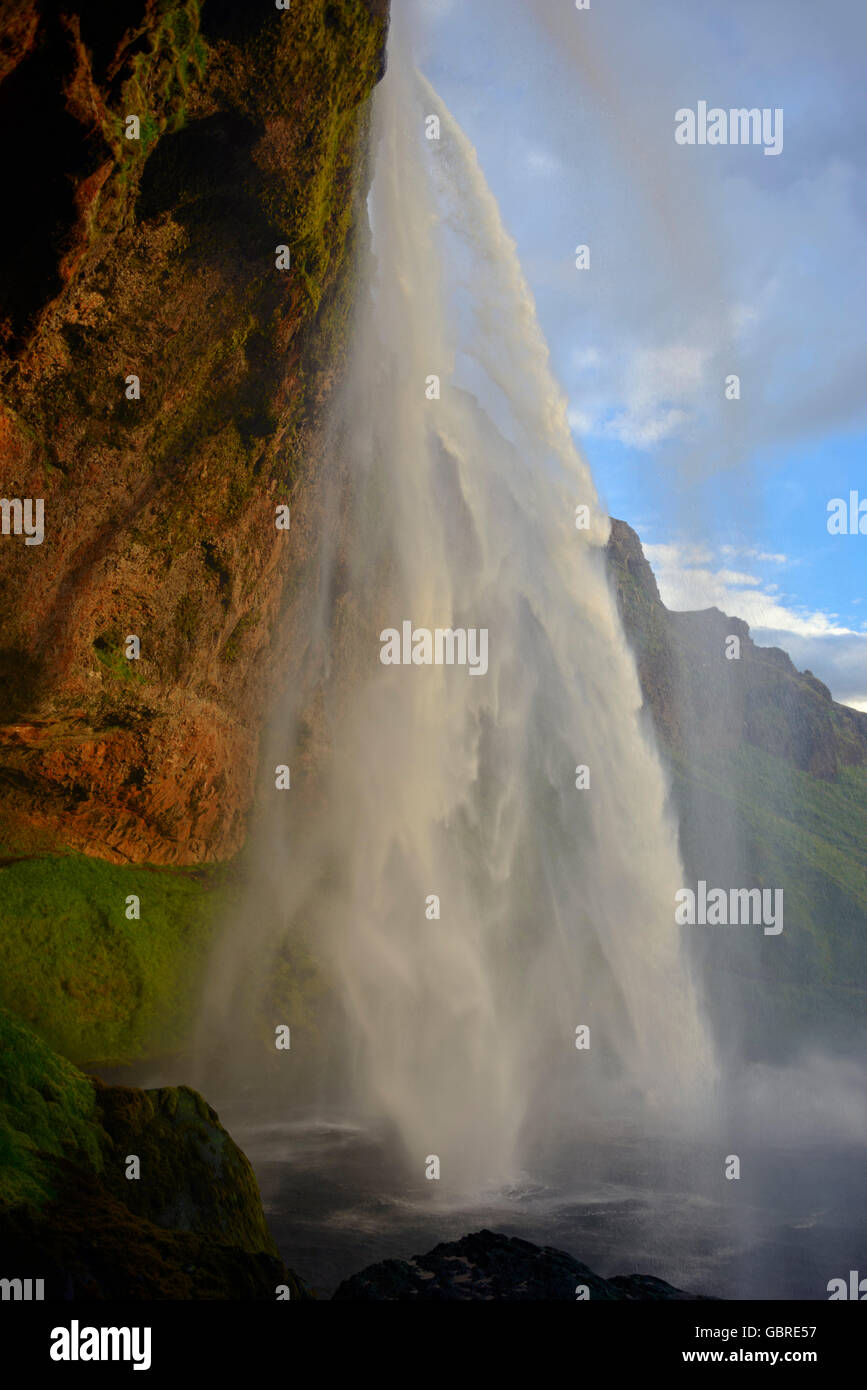 Seljalandsfoss waterfall river seljalandsa hi-res stock photography and ...