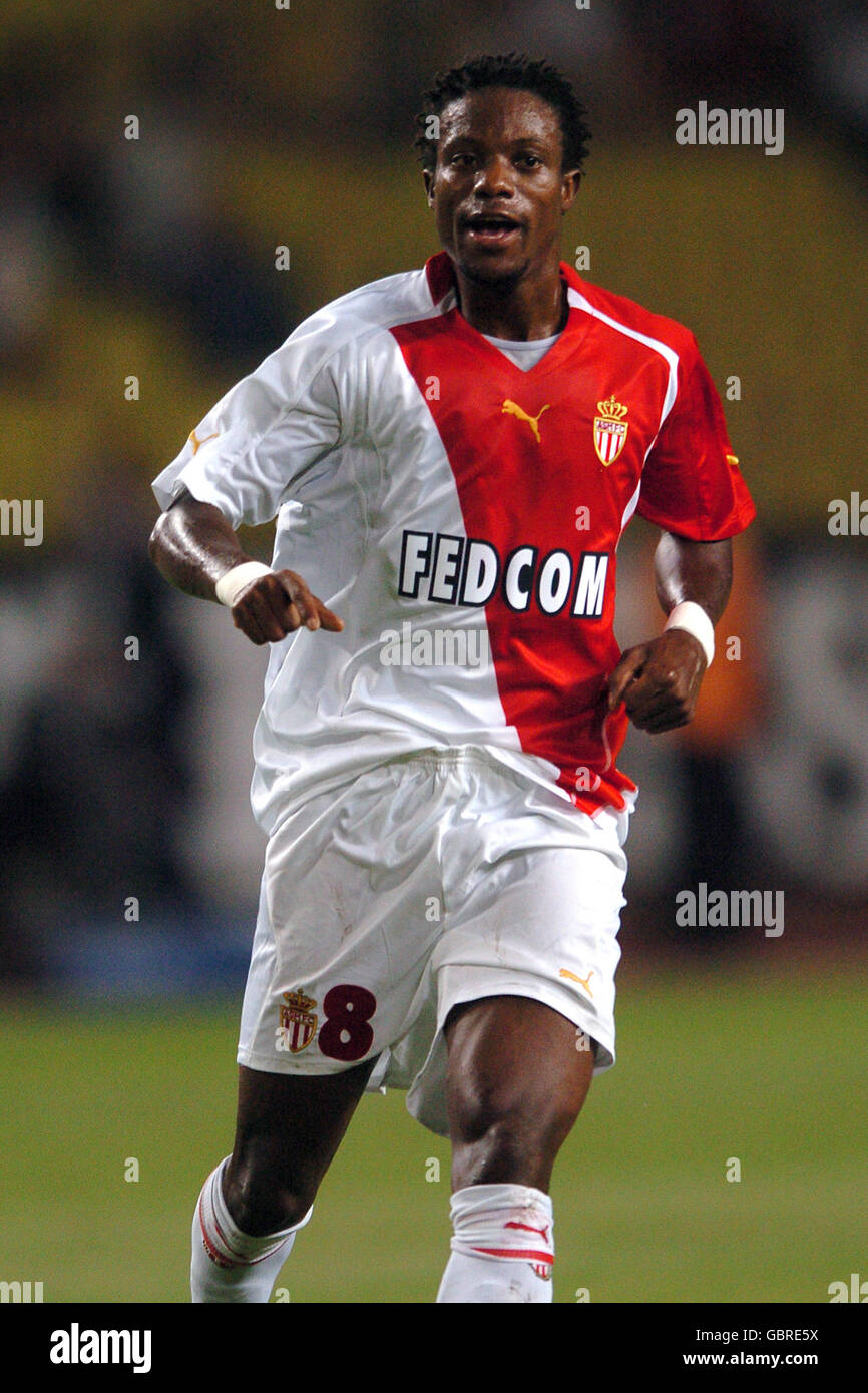 Mohamed Kallon High Resolution Stock Photography and Images - Alamy
