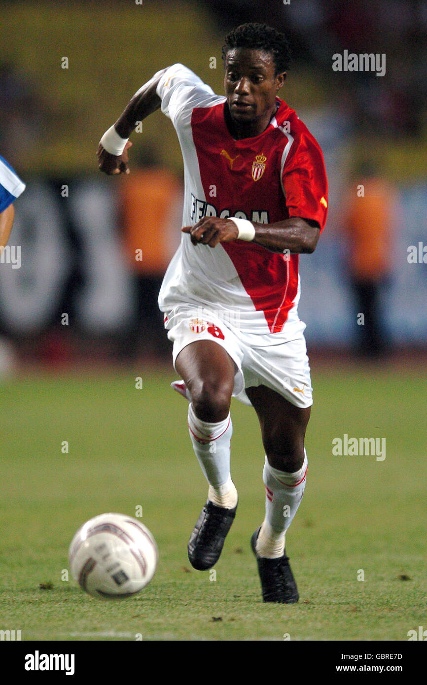 Mohamed Kallon High Resolution Stock Photography and Images - Alamy