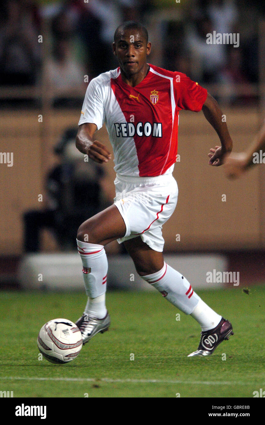 Maicon sisenando hi-res stock photography and images - Alamy