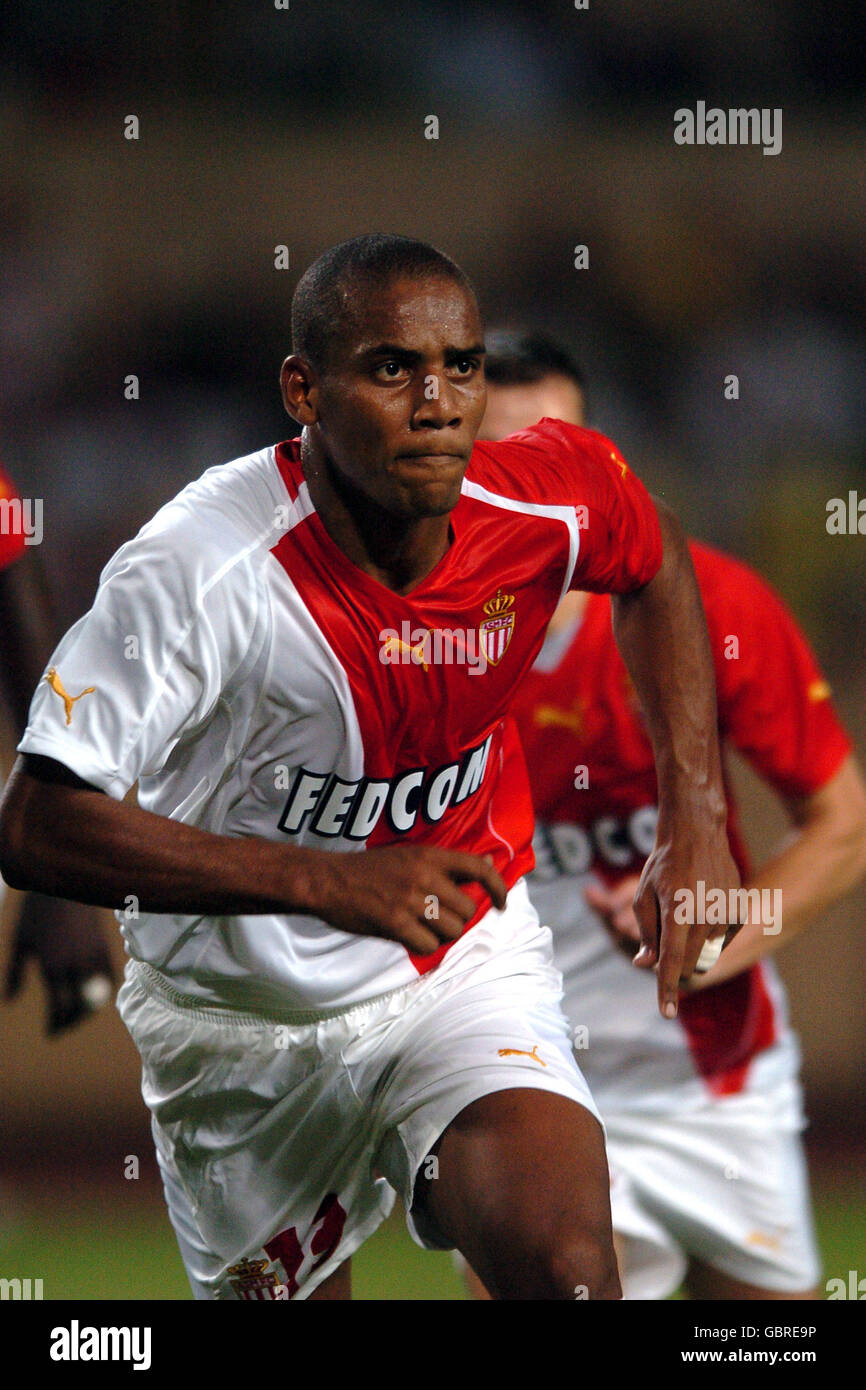 Soccer - UEFA Champions League - Third Qualifying Round - Second Leg ...