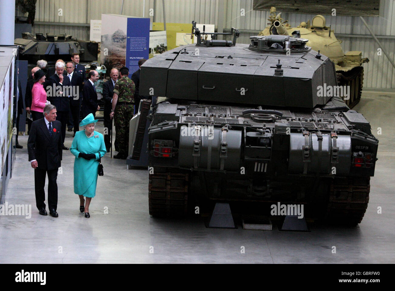 Queen opens tank exhibition Stock Photo - Alamy