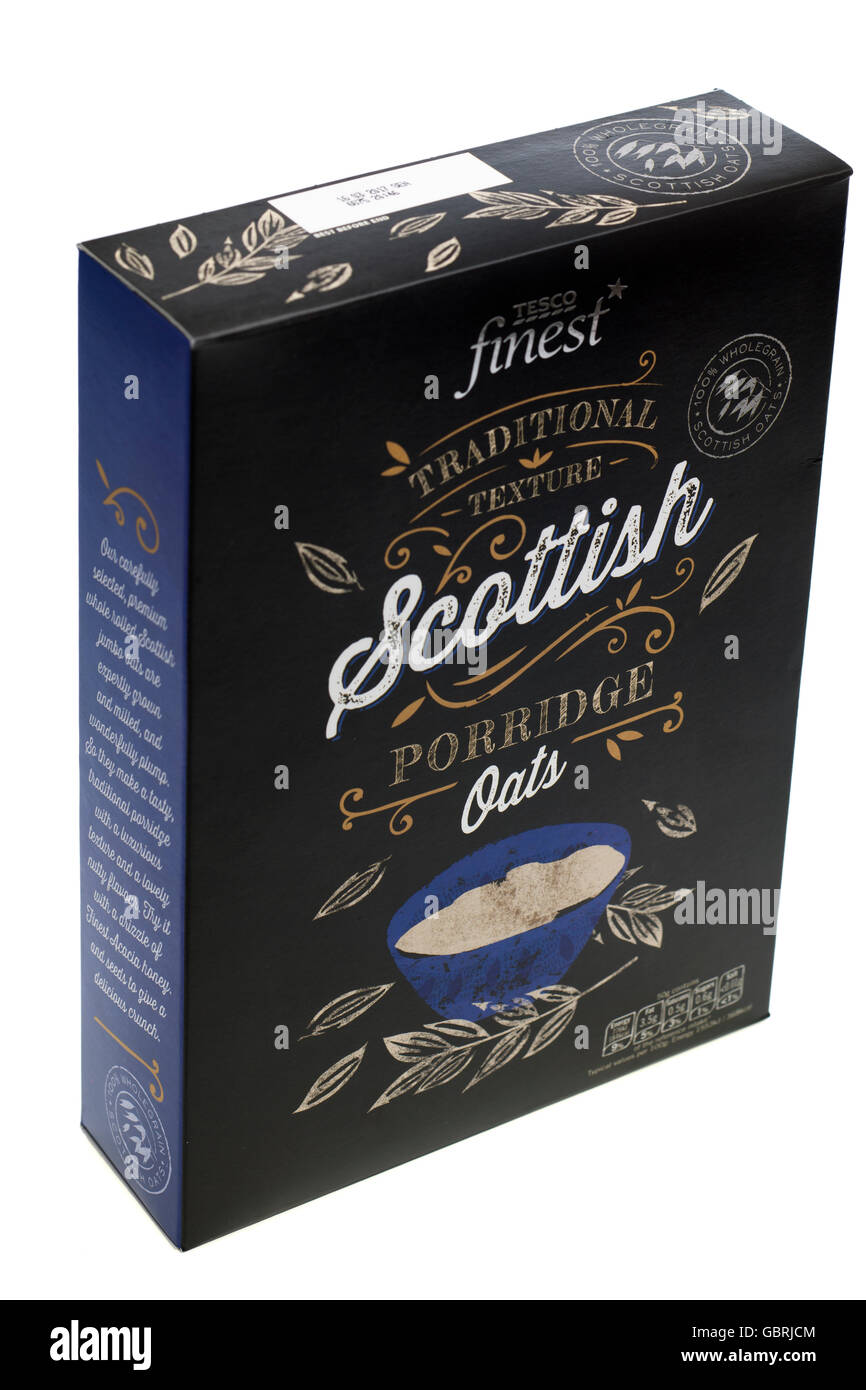 Tesco Finest Traditional texture Scottish porridge oats Stock Photo - Alamy