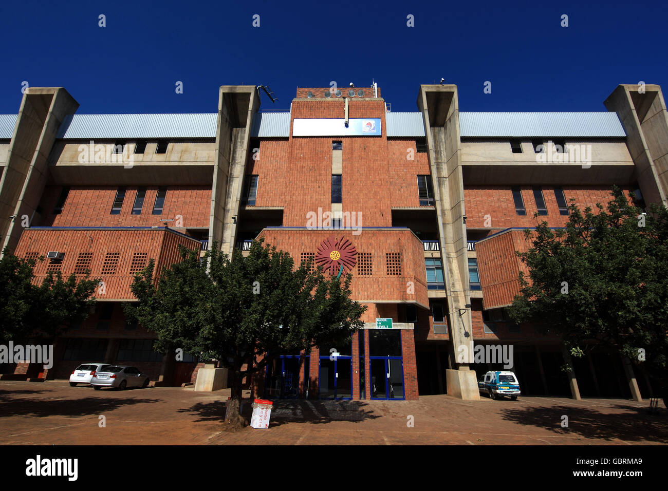 General view of the outside of the Loftus Versfeld stadium Stock Photo ...