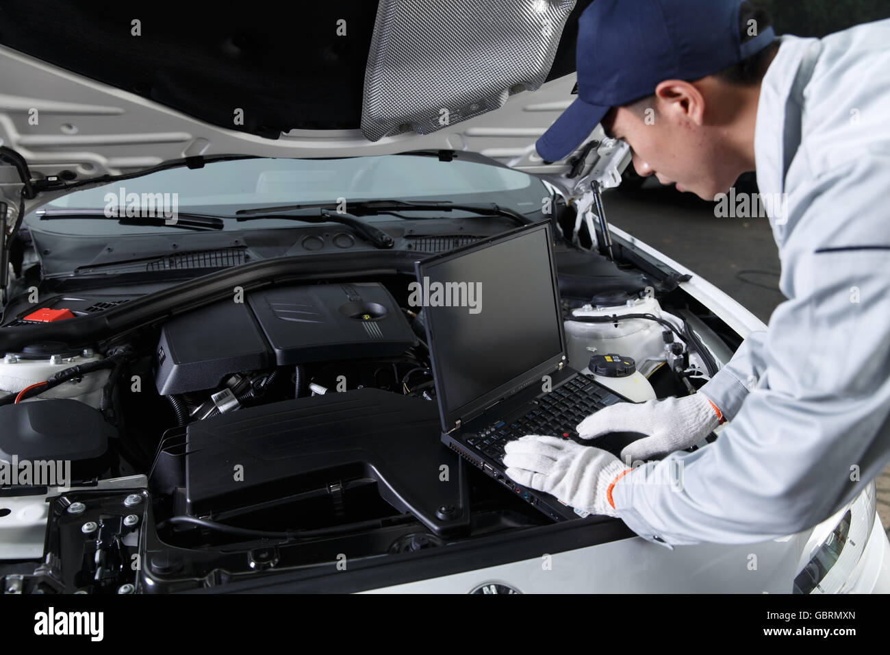 Auto repair personnel in hi-res stock photography and images - Alamy
