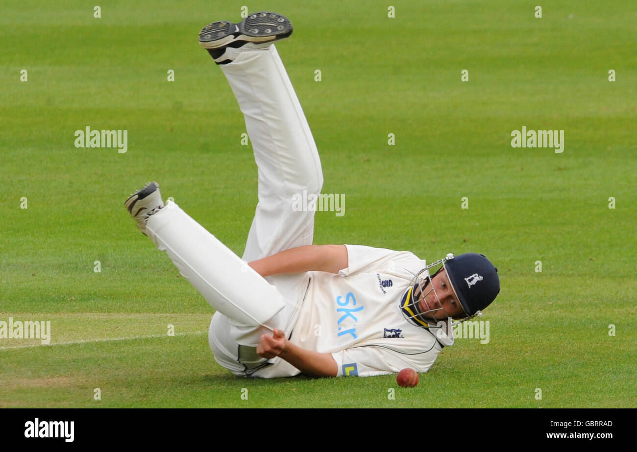 Cricket notts v warwickshire hi-res stock photography and images - Alamy