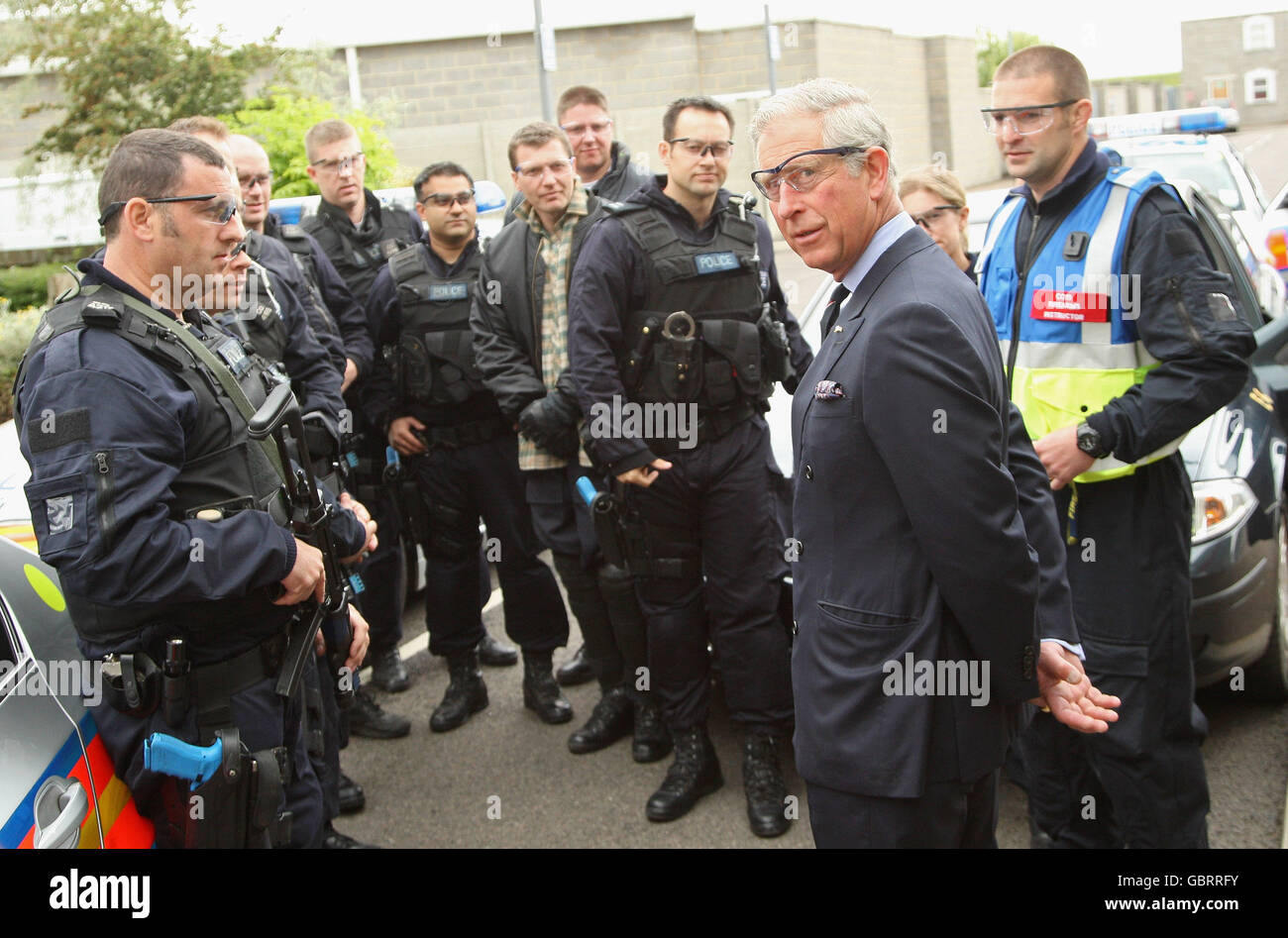 The Prince of Wales meets CO19 officers at the Metropolitan Police ...