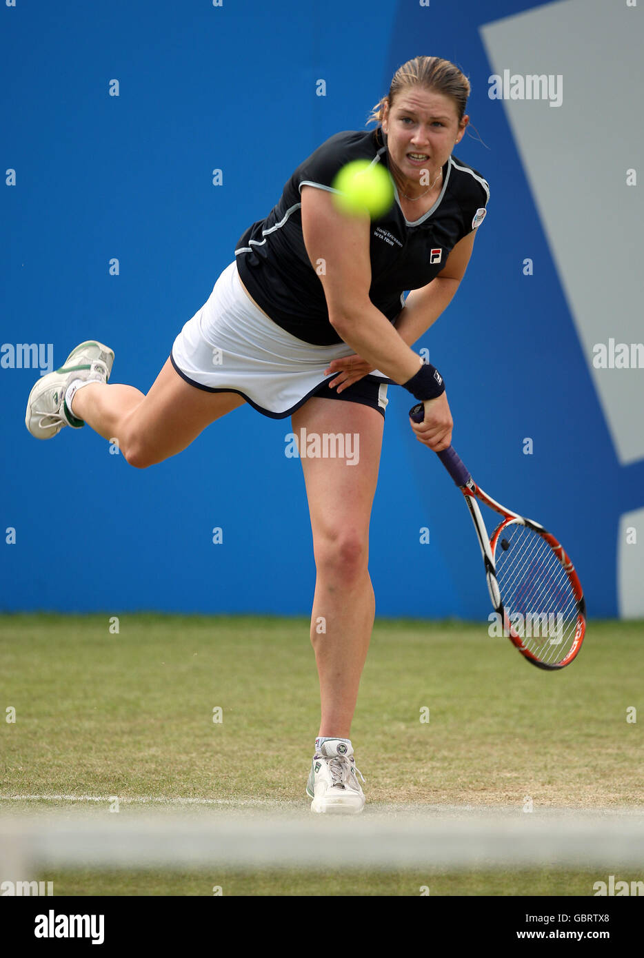 Great Britain's Melanie South in action against China's Jie Zheng ...