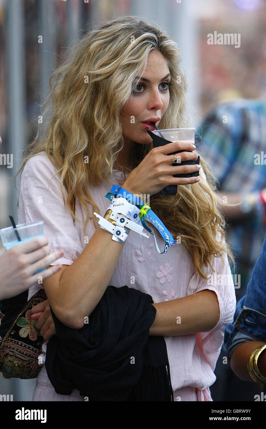 Tamsin egerton isle wight festival hi-res stock photography and images ...