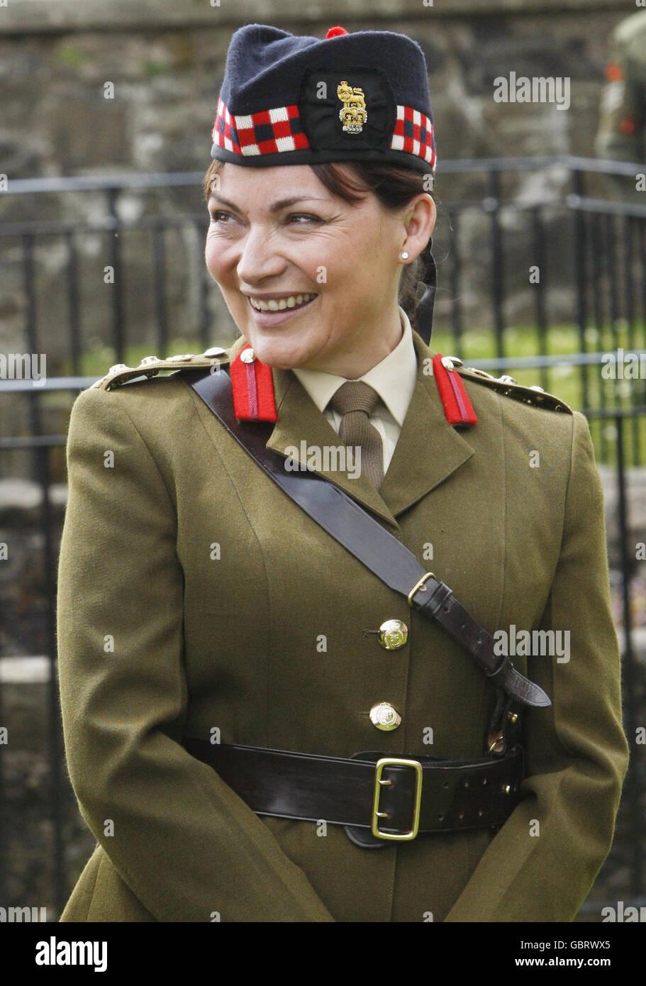 Lorraine kelly scottish television presenter hi-res stock photography ...