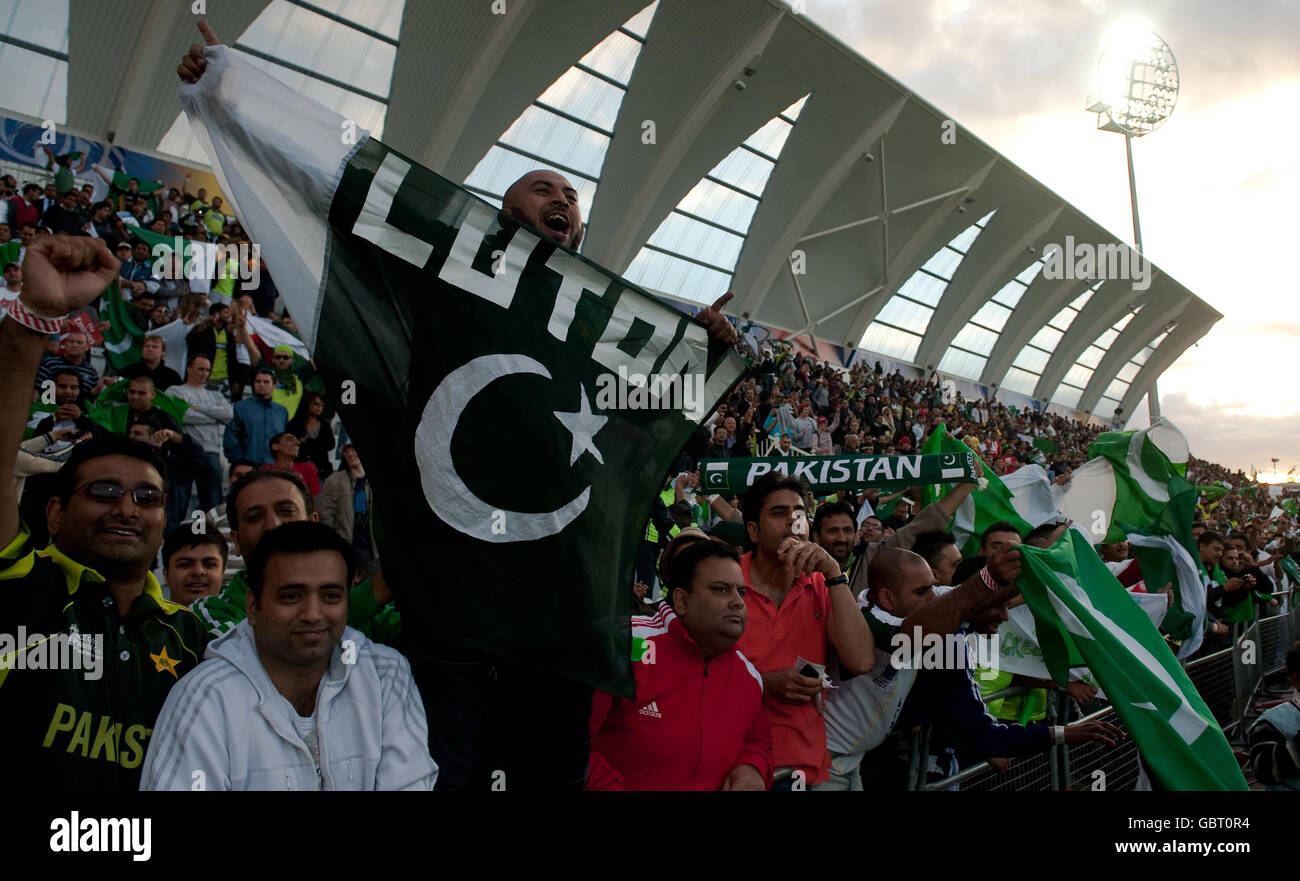 Pakistan fans celebrate after beating South Africa during the ICC World ...