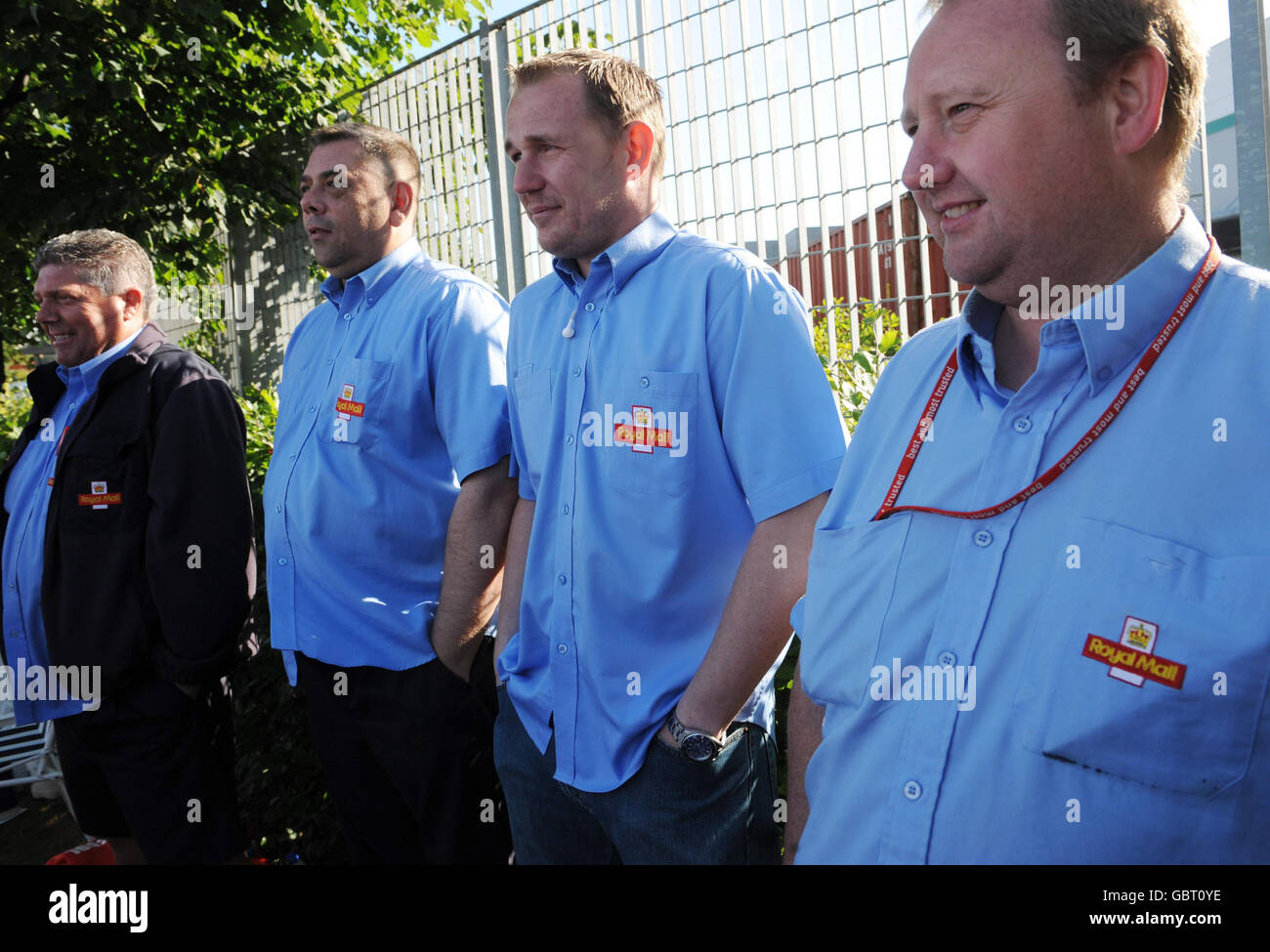 Postal workers strike Stock Photo - Alamy