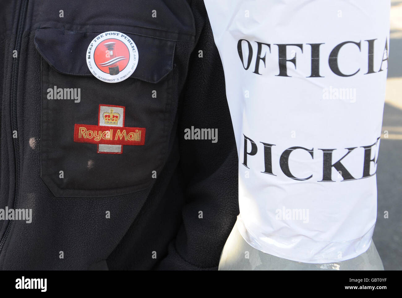Postal workers strike Stock Photo - Alamy