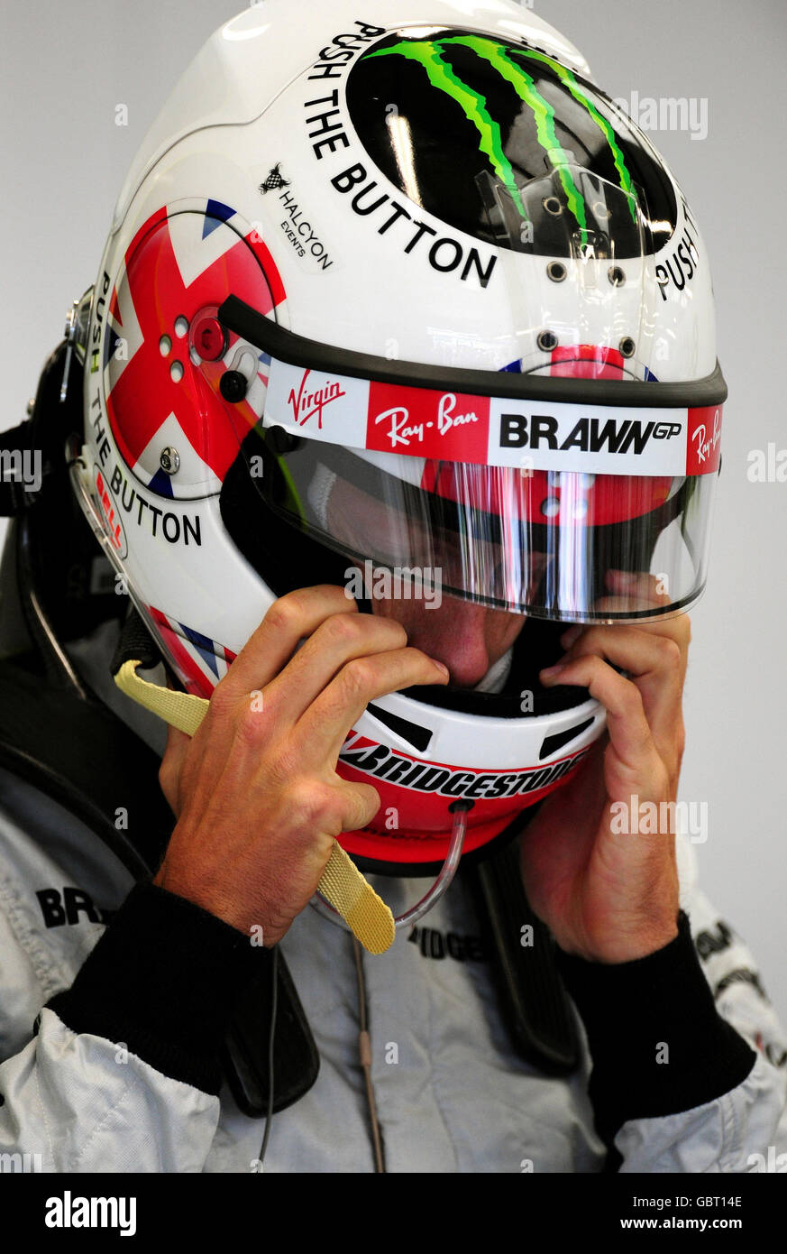 F1 headshot head shot portrait wearing helmet hi-res stock photography ...