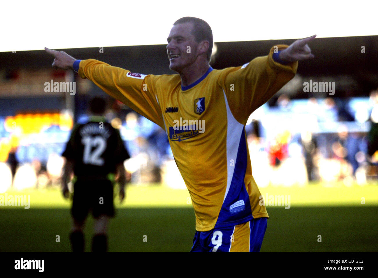 Mansfield towns colin larkin hi-res stock photography and images - Alamy