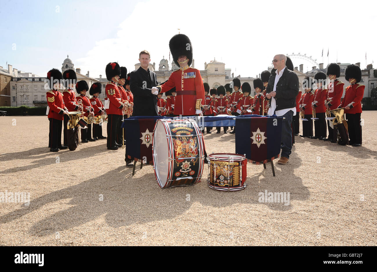 Coldstream guards drum hi-res stock photography and images - Alamy