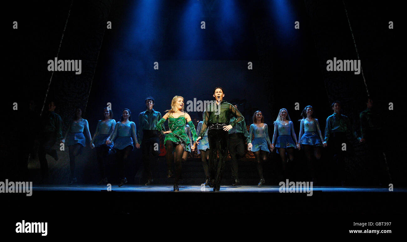 Lead dancers Melissa Convery (left) and Alan Kanefick and the cast of ...