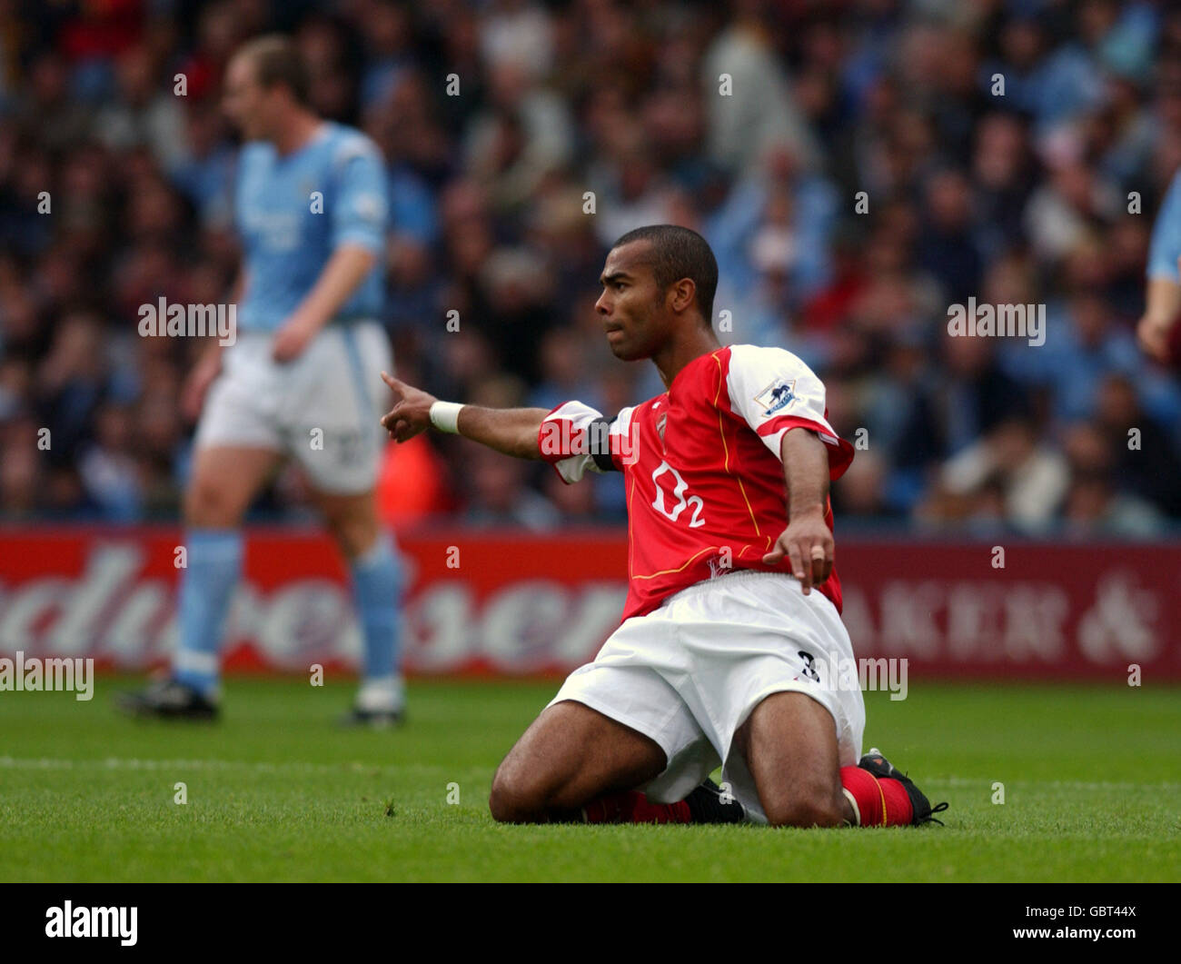 Arsenal's Ashley Cole celebrates scoring their opening goal Stock Photo ...