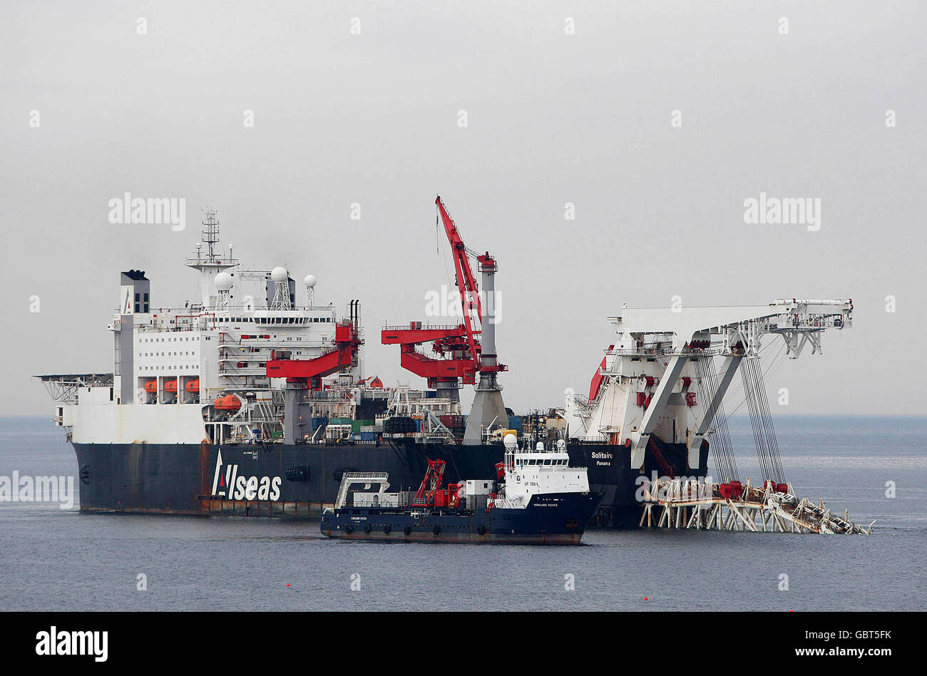 The pipe laying vessel the Solitaire makes its way into Broadhaven Bay ...