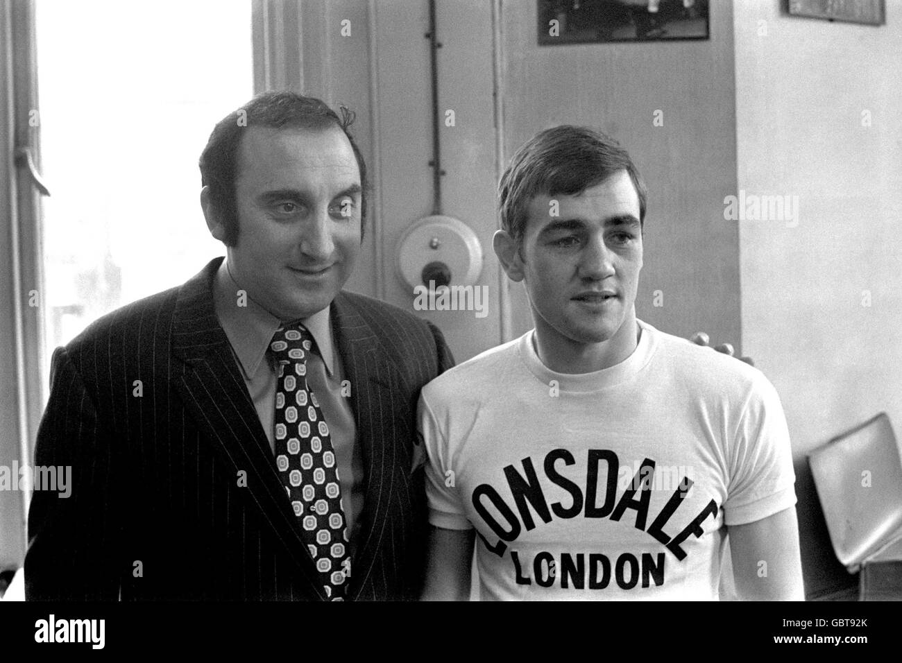 Boxing manager Black and White Stock Photos & Images - Alamy