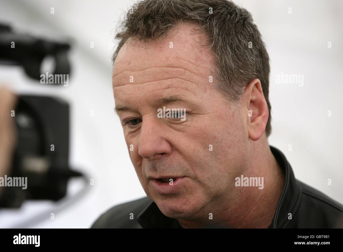 Jim Kerr of Simple Minds at the Isle of Wight festival, in Newport on ...