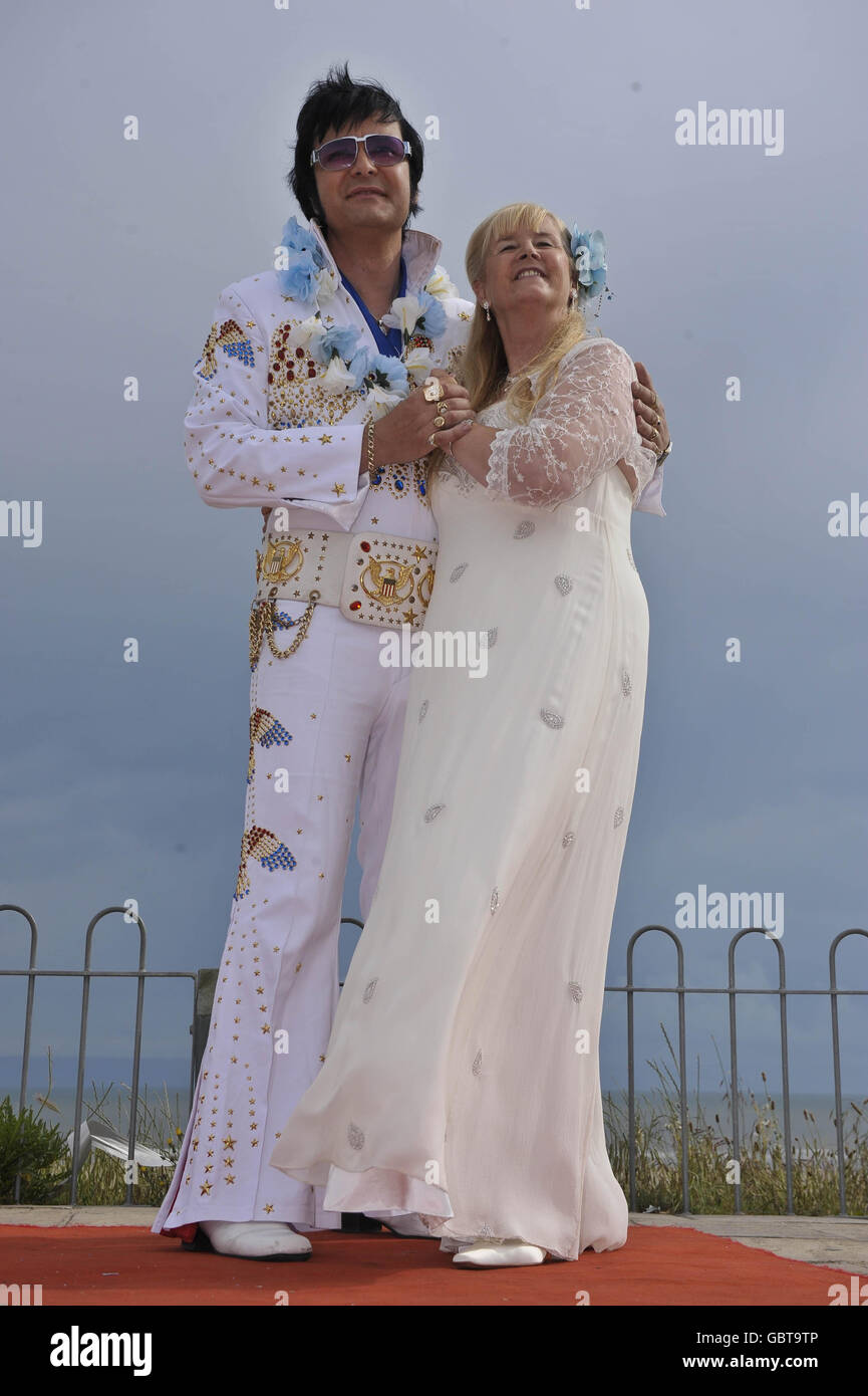 Steve Caprice, a leading professional Elvis tribute artist, and a fully ...