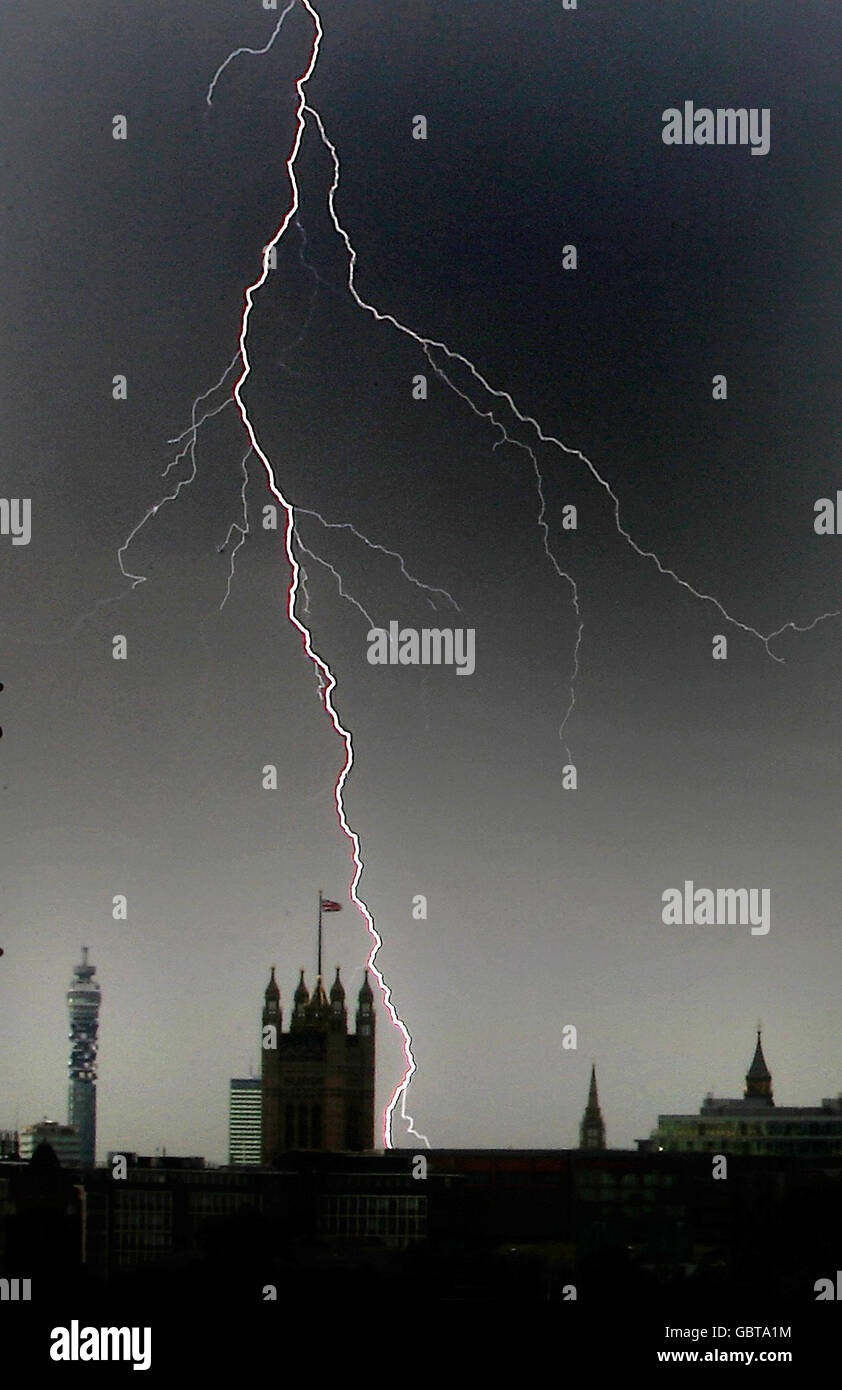 Lightning strikes over the Oval Cricket Ground and the London Eye ...
