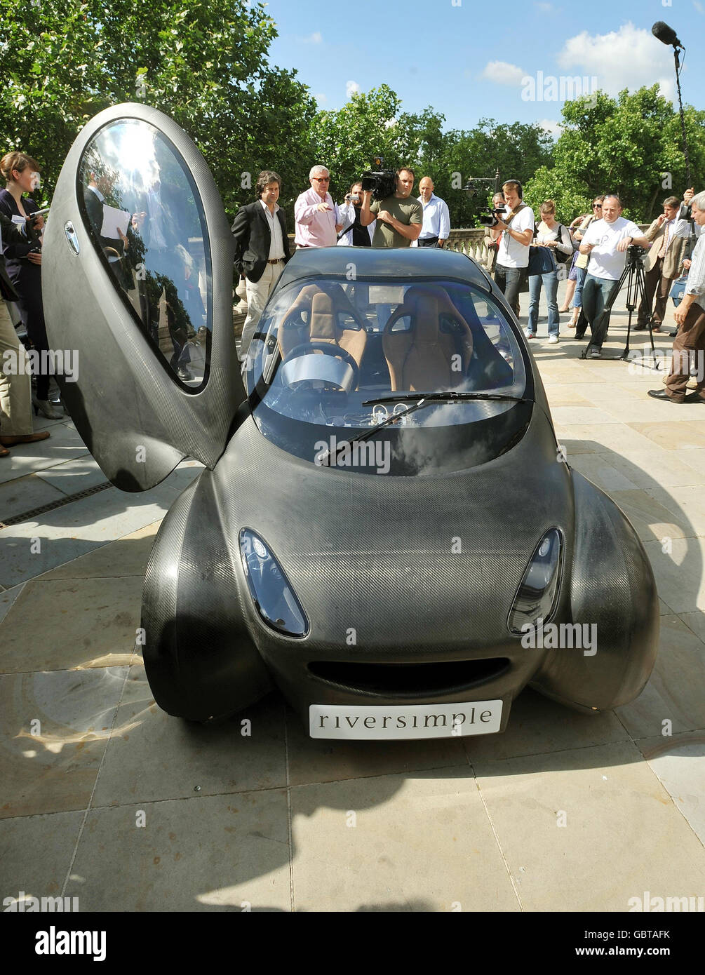 The new light weight hydrogen-powered Riversimple car, capable of ...