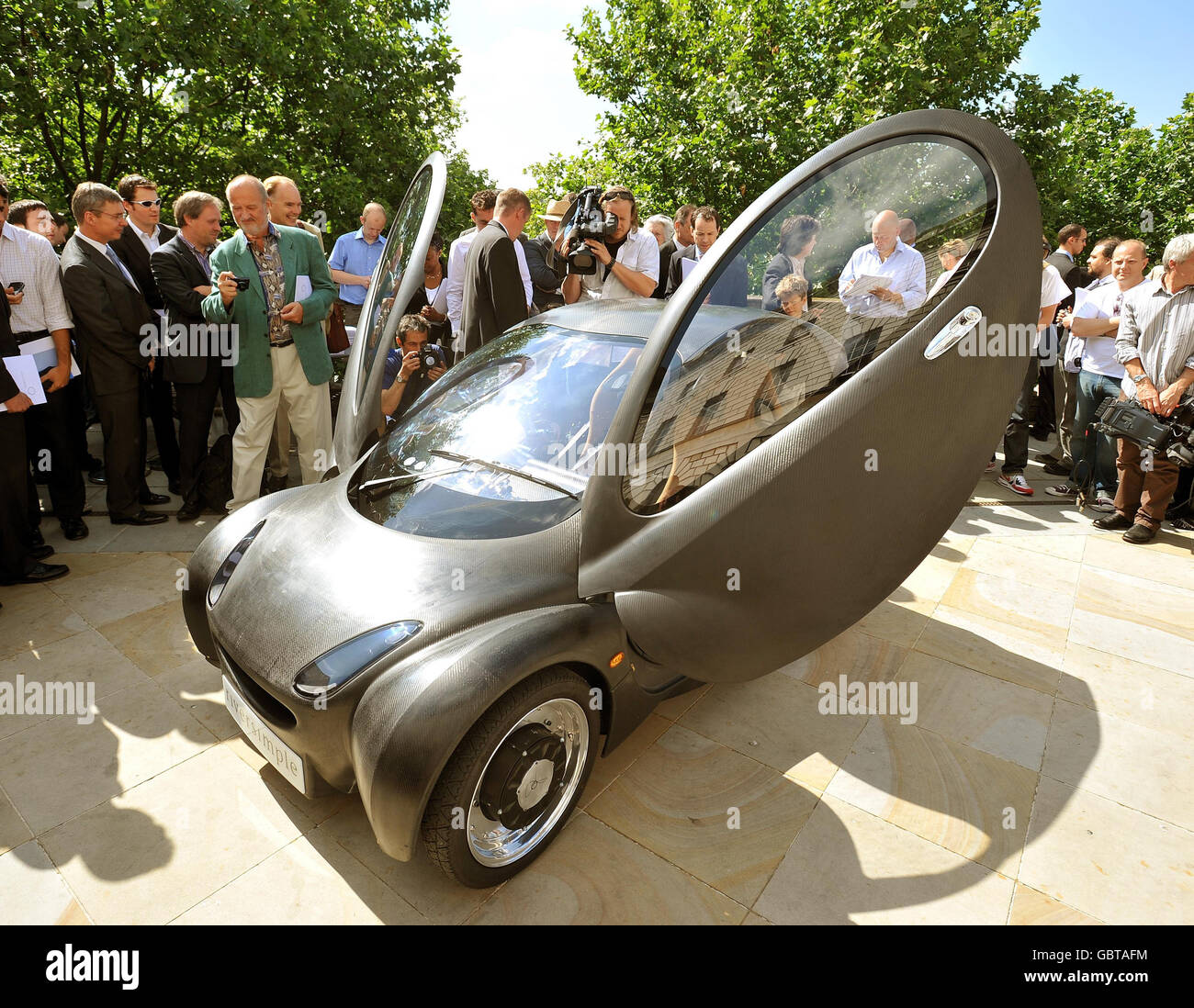 The new light weight hydrogen-powered Riversimple car, capable of ...