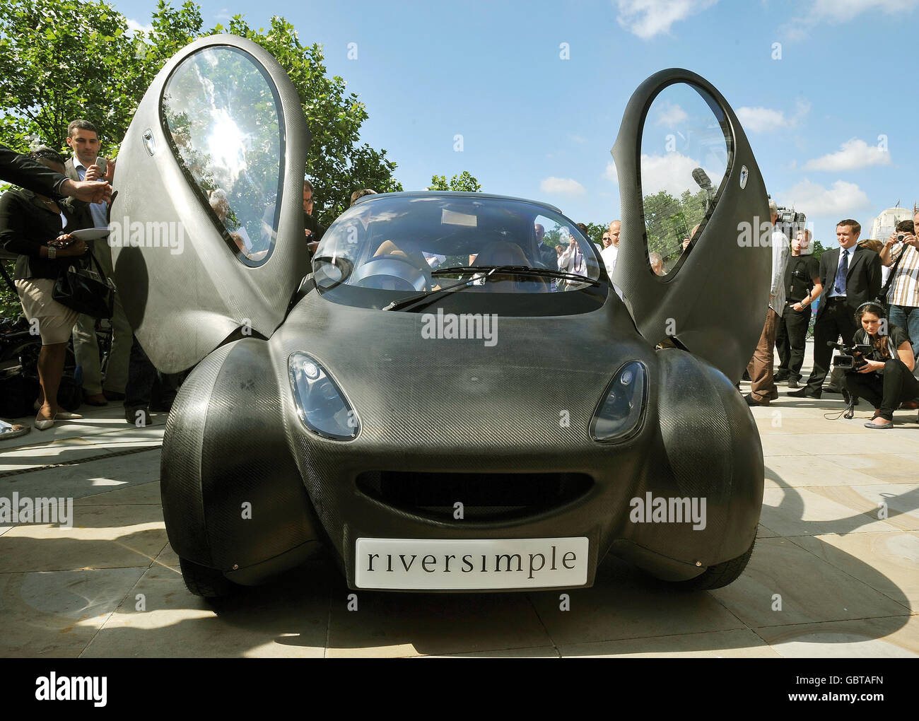 The new light weight hydrogen-powered Riversimple car, capable of ...
