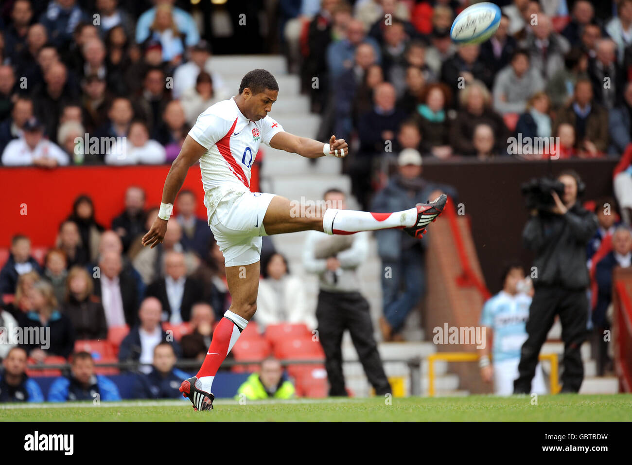 Rugby full length grass nike kick stretch ball strapping strap hi-res ...