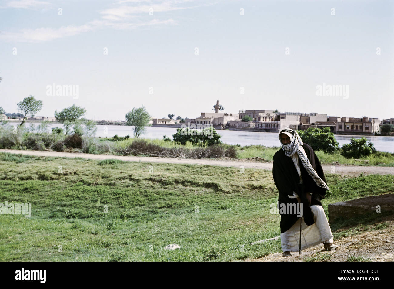 geography / travel, Syria, Syrian Desert, man in traditional clothes ...