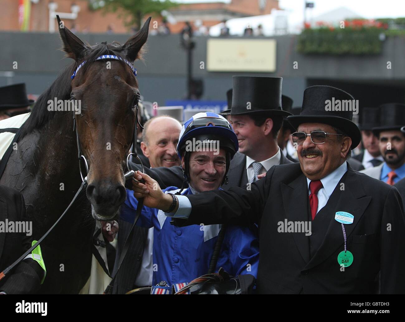 Sheikh hamdan bin rashid al maktoum hi-res stock photography and images ...