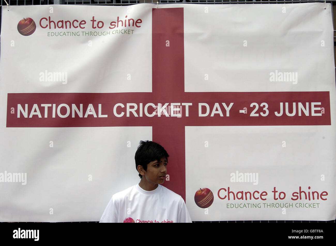 Chance to Shine National Cricket Day Stock Photo - Alamy